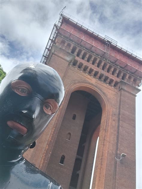 The Essex Gimp The Somerset Gimp Is Giving Gimps A Bad Name