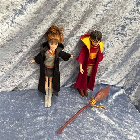 Harry Potter And Hermonie Figurines