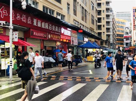 【12图】西丽大街旁工业园区沿街转角位置出租适合品牌杀猪粉特色面食快餐深圳南山西丽西丽366大街商铺租售生意转让出租 深圳58同城