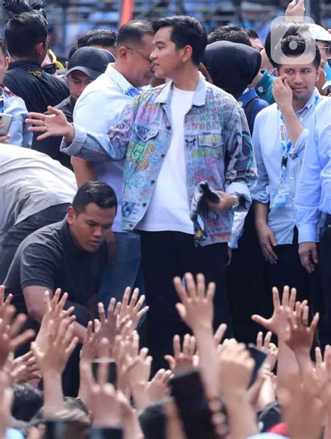 Ketika Prabowo Gibran Menyapa Ratusan Ribu Pendukungnya Di Kampanye
