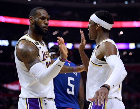 The Case For Lebron James To Win Nba Mvp Over Giannis Antetokounmpo