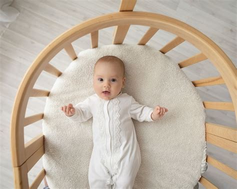 10 Best Bassinets For Small Space Living The Postpartum Party