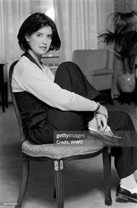 Phoebe Cates Poses For Portraits In July Of 1994 News Photo Getty Images