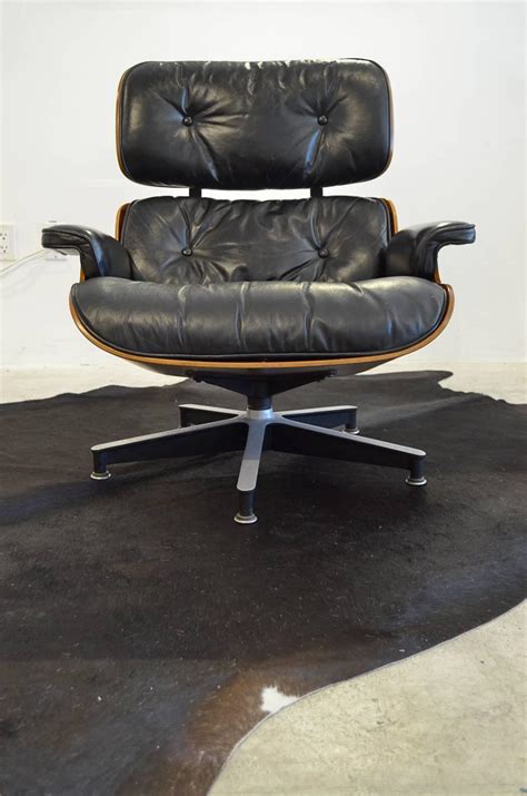 Vintage 1970s Rosewood Eames 670 Lounge Chair At 1stdibs 1970s Lounge