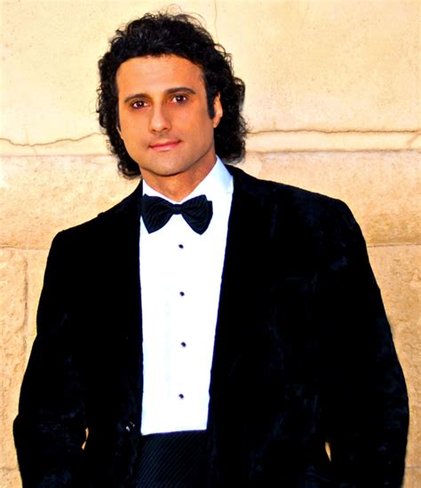 Hire Classical Crossover Tenor Crossover Tenor Florida Bilingual