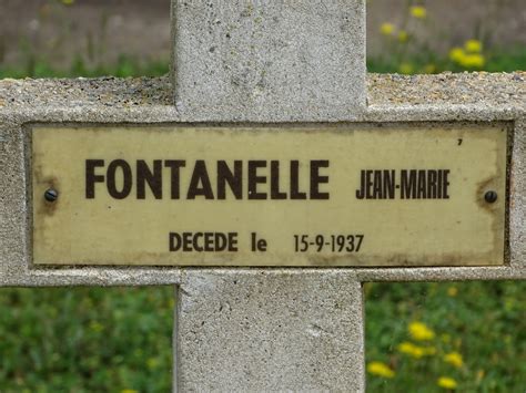 Fichier 52121 Chaumont Cimetière de Saint Aignan Carré militaire