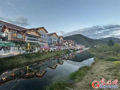 我们的家园丨林芝市工布公园：漫步城中公园，感受幸福味道界面新闻 · 中国