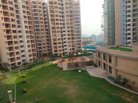 Resale Bedroom Sq Ft Apartment In Shapoorji Pallonji Joyville Gurgaon Sector Gurgaon