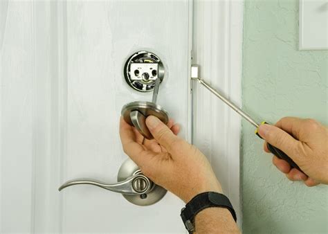 Lock Repair Service Mister Key Locksmith