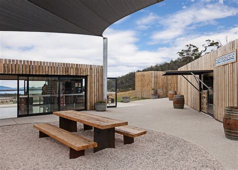 Dramatic Lookout Tower In Tasmania Is Built From Repurposed Shipping