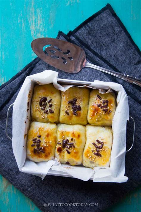 Bolen Pisang Bandung Indonesian Banana Puff Pastry