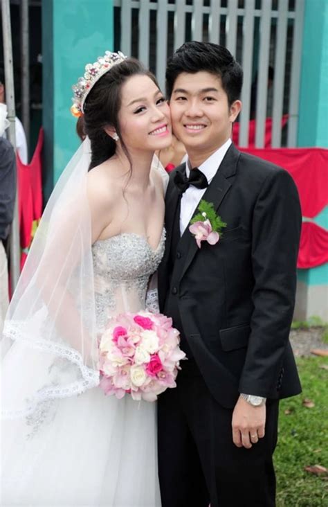 Cuộc Sống Của Nhật Kim Anh Và Chồng Cũ Sau 5 Năm Ly Hôn Sao Việt