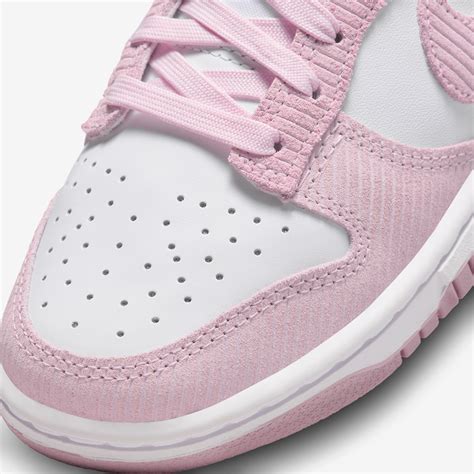 나이키 덩크 로우 핑크 코듀로이 Fn7167 100 Nike 슈프라이즈