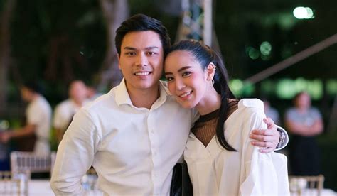 รวมรูปภาพของ ไฮโซเคน สารสาส ว่าที่เจ้าบ่าว ขนมจีน กุลมาศ หล่อ รวย