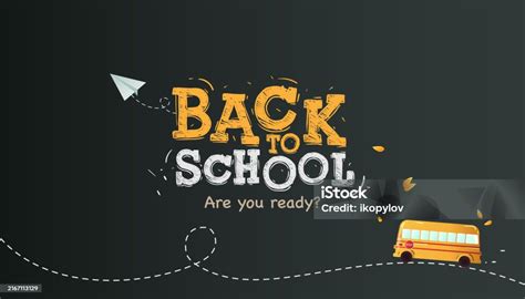 Back To School 분필 그린 텍스트 와 종이 비행기 와 스쿨 버스 통상 칠판에 교육 디자인 웹 배너 표지 벡터 일러스트