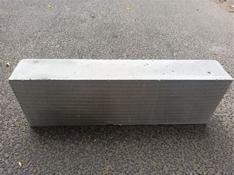 Grey Solid Cuboidal Concrete Block 200x100x30mm Lxwxh At Best Price
