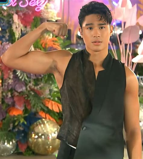 Make Me A Zalora Confidently Beautiful Filipinos 20 Facebook