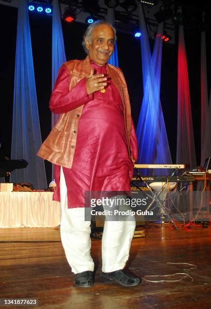 Pandit Ajay Pohankar Photos And Premium High Res Pictures Getty Images