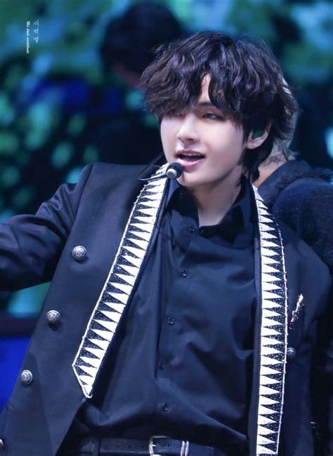 Bts Golden Disc Awards 200105 Taehyung