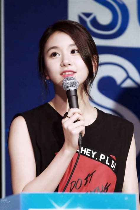 Pin By Dani On Twice Cheer Up Twice Cheer Cheer Up