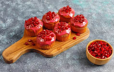 تزیین کیک شب یلدا خانگی • دیجی‌کالا مگ