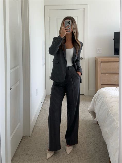 Women S Classic Suiting Blazer Curated On LTK