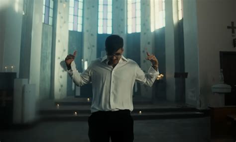 Geolier I P Me Tu P Te Testo E Significato Della Canzone Video