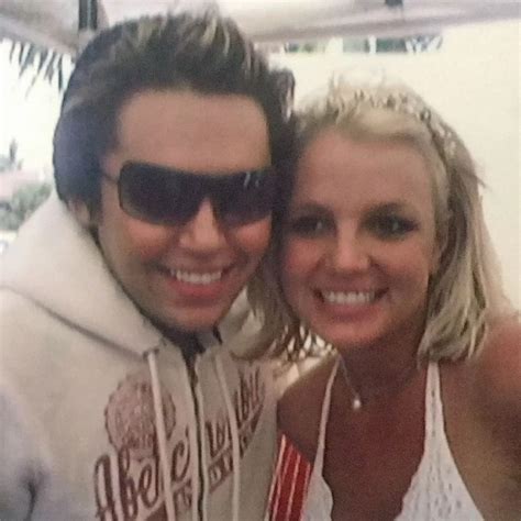 Ray Bryans Instagram Twitter And Facebook On Idcrawl