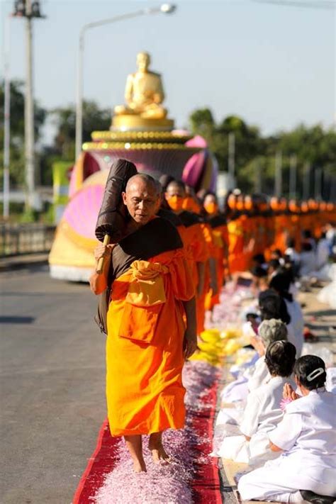 ในประเทศ พระธรรมยาตราถึงอนุสรณ์สถานลำดับที่ 1 มหาวิหารพระมงคลเทพมุนี