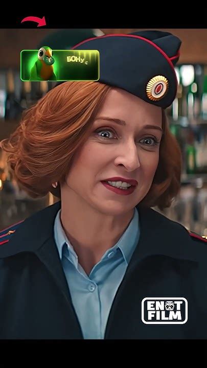 Мать не дает свободы взрослому сыну 😨 кино сериал Shorts Youtube