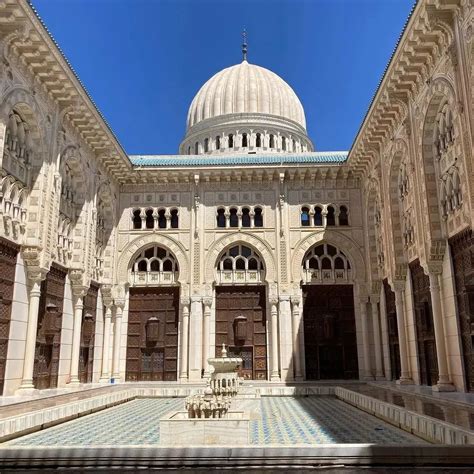Constantine En Algérie La Ville Des Ponts Suspendus