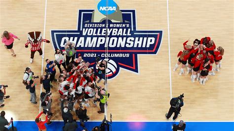 Police Investigating After Private Photos Of Wisconsin Womens Volleyball Team Leaked Online