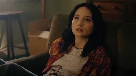 The Burning Girls Trailer Unveils Paramount Thriller Starring Samantha