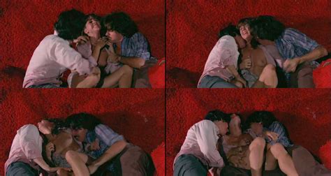 Голая Тэмми Тэйлор в Dont Go Near The Park