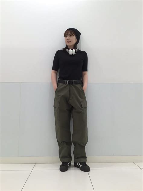 「カーゴパンツ」の着用コーディネート ユニクロ