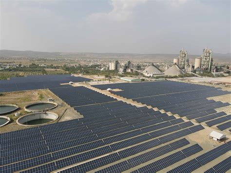 隆基巴基斯坦bestway水泥厂二期1521mw地面电站发电项目 隆基绿能