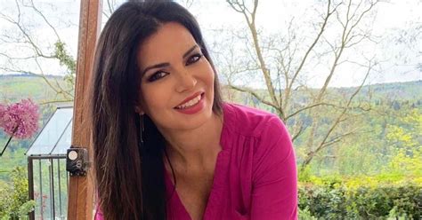 Laura Torrisi Torna Il Buonumore Il Coraggio Di Sorridere In Una Foto