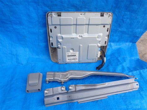 トヨタ Ahr20w Acr50w エスティマ ハイブリッド 純正 リアモニター フリップダウンモニター 86680 28100 E0 グレー