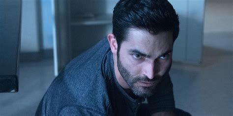Tyler Hoechlin Derek Hale Glimlachend