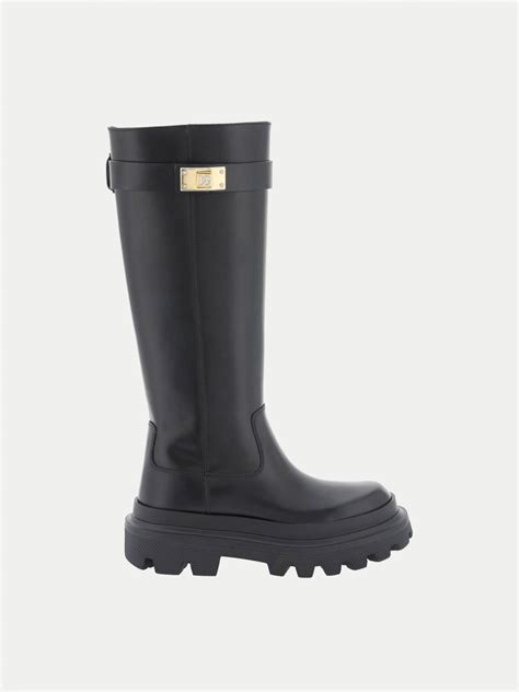 Dolce And Gabbana Outlet Boots In Calfskin With Logo Plaque Black