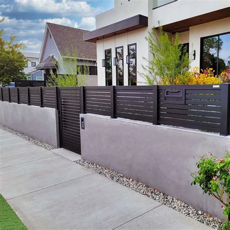 Modern Privacy Fences