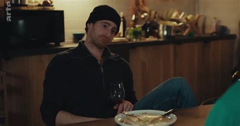 Provocative Wave For Men Pablo Pauly Goes Frontal And Rear In ‘À La