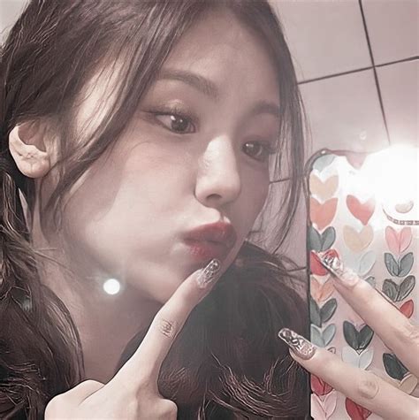 Icon Hwang Yeji Itzy