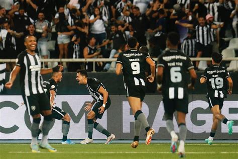 Liderança do Botafogo mostra que o Brasileirão é um dos campeonatos