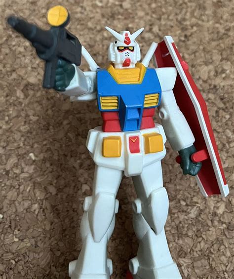 Yahooオークション 機動戦士 ガンダム ソフビスーツガンダム フィ