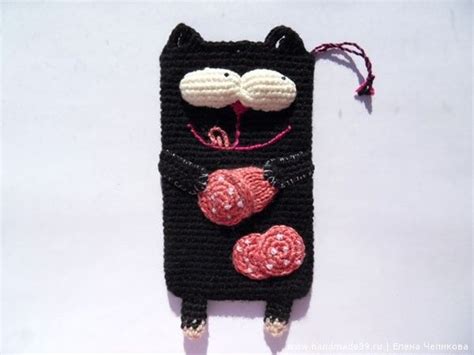 Вязаный чехол для телефона Колбаса и сыр Crochet Cat