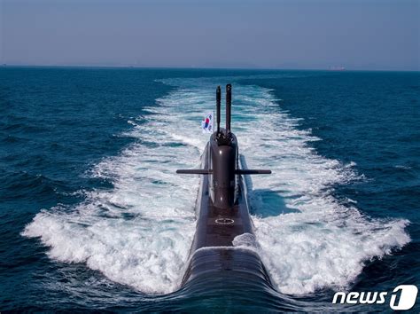 방사청 미래 잠수함 기술 발전 위해 서울대와 업무협약