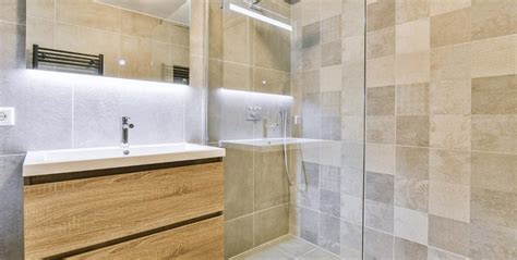 Cómo combinar azulejos en duchas Terrasmalt Cerámica Artesanal