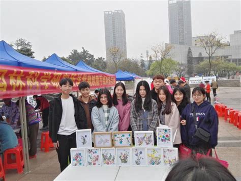 艺术与设计系参与紫荆花城醉美柳州科普大联展暨园林科学研究所洋紫荆科普创意手绘活动 柳州工学院设计艺术学院