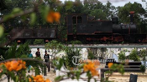 Kisah Bangkai Lokomotif Tua Peninggalan Jepang Di Tengah Kebun Saksi Bisu Kekejaman Romusha Di